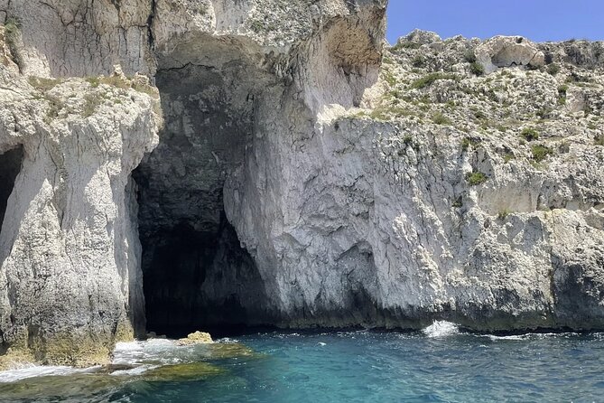 Private Tour With Fish Products and Full Drinks - Meeting and Pickup Details