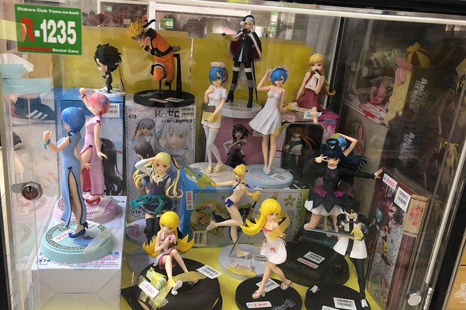 Private Tour With Yasushi and Yoko - by Car, Train, on Foot - Tokyo Sights and Attractions Visited