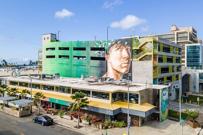 Private Town Tour with a Local from Honolulu to Diamond Head - Authenticity and Value