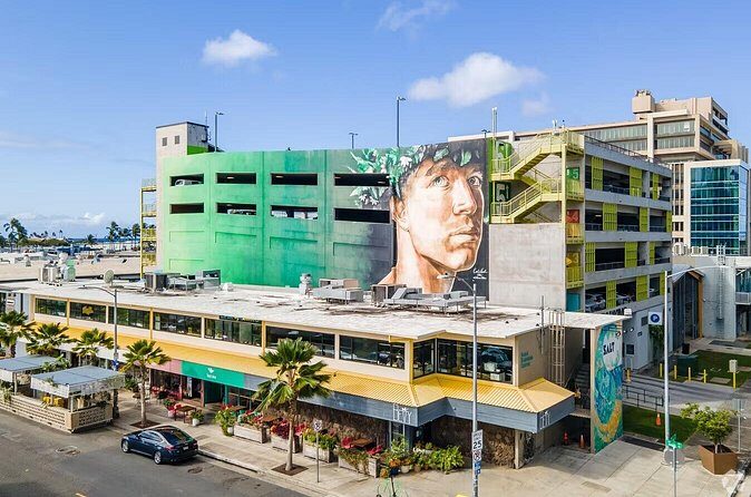 Private Town Tour with a Local from Honolulu to Diamond Head - Frequently Asked Questions