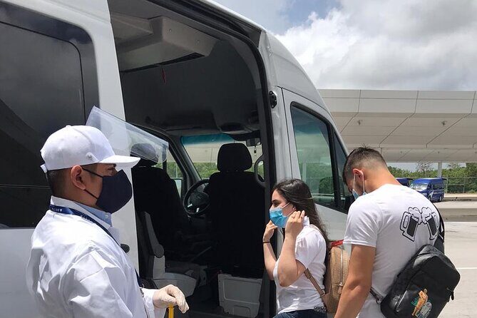 Private Transfer- Airport-Hotel Cancun Up 1 to 5 Passengers - Detailed Breakdown of the Experience