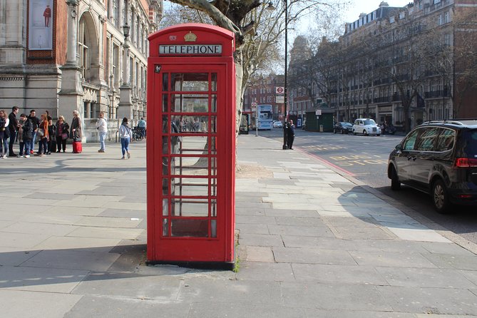 Private Transfer Arrival or Departure Heathrow Airport/ London - Inclusive Services and Additional Charges