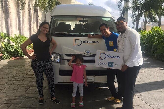 Private Transfer between Punta Cana Airport and Bavaro - Comparing Reviews: The Good, The Bad, and The Mixed