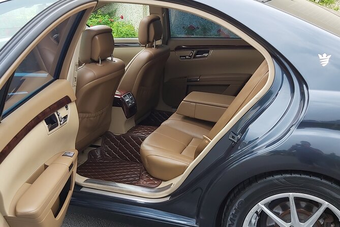 Private Transfer between SHANNON & DINGLE | Premium Vehicles - The Experience in Detail