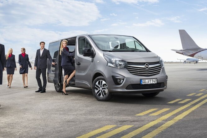 Private transfer Bucharest Henri Coanda Airport - Key Points