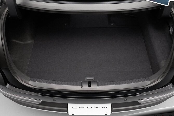 Private Transfer by Sedan From Itami Airport ITM to Kyoto City - Luggage and Capacity