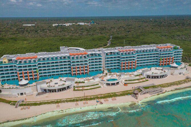Private Transfer Cancun Airport to Nickelodeon Riviera. - The Sum Up