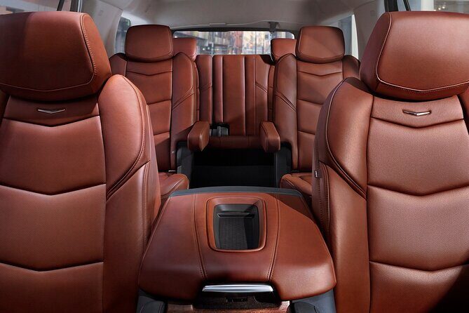 Private Transfer: Charlotte to Charlotte Douglas Airport CLT in Luxury SUV - What’s Included and What’s Not
