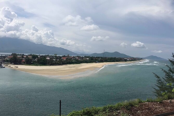 Private Transfer Da nang or Hoi An To Hue Via Ba Na Hill Golden Bridge - An In-Depth Look at the Experience