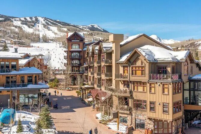 Private Transfer Denver Airport DEN to Hot Ski Resorts - Key Points