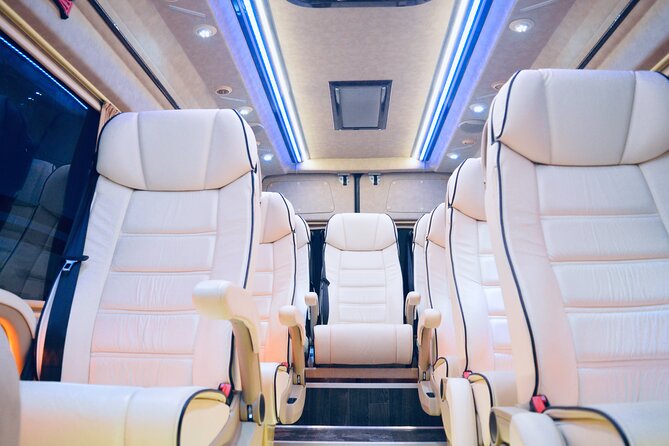 Private Transfer from Airport to Santorini Hotels - A Smooth Start in Santorini: The Practicality of Private Airport Transfers