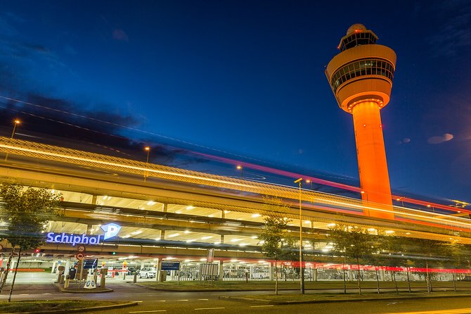 Private Transfer from Amsterdam Airport Schiphol to The Hague - Who Will Benefit Most from This Transfer?