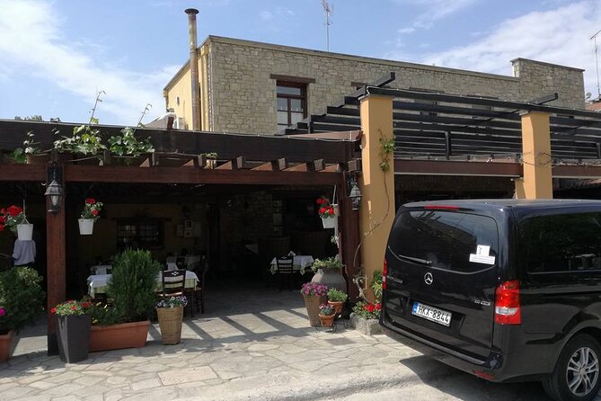 Private Transfer from Athens/Piraeus/Airport to Galatas, Poro or vice versa - Key Points