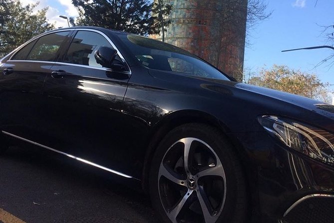Private Transfer From Barcelona Airport to Barcelona City - Airport Transfer Service