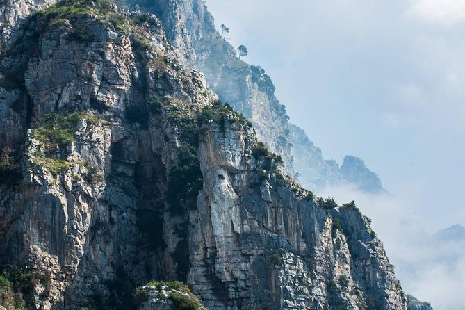 Private Transfer from Bari to Amalfi with 2 hours for sightseeing - FAQ