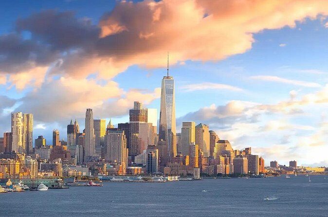 Private Transfer from Brooklyn to LaGuardia Airport (LGA) - Who Should Consider This Service?