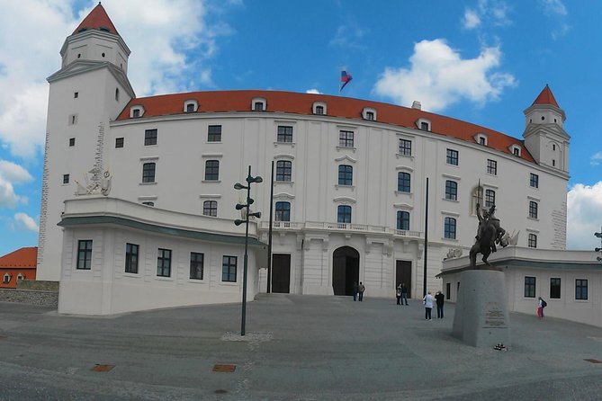 Private Transfer From Budapest to Vienna With a Great Guided Tour in Bratislava - Booking Your Private Transfer and Tour