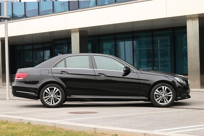 Private Transfer From Cruise Port to Barcelona Airport or Hotel - Key Points