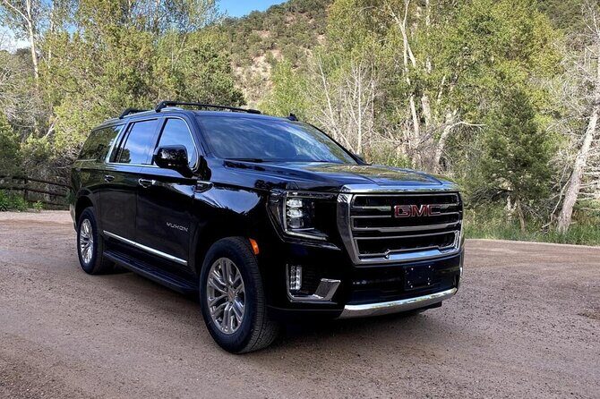 Private Transfer from Denver Airport to Downtown Denver - Vehicle Options and Comfort