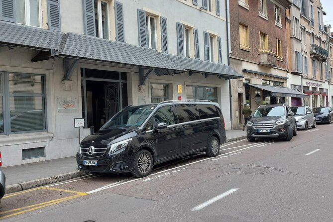 Private transfer from DisneyLand Paris to CDG or ORY airport - Cost and Value