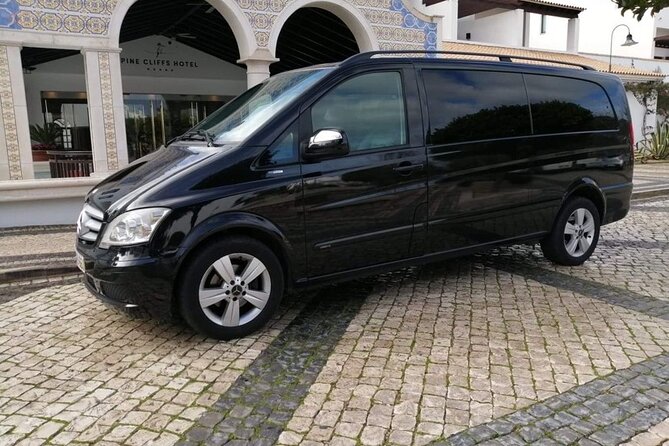 Private Transfer from Faro Airport to Monte Gordo (1-4 pax) - The Vehicle and Amenities