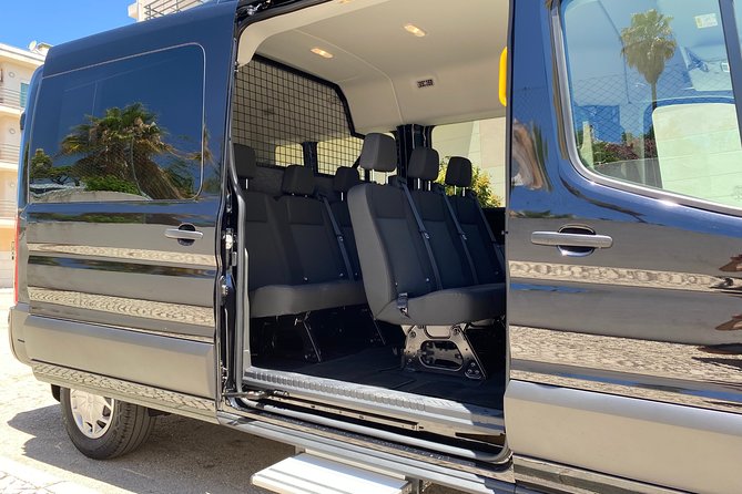 Private Transfer from Faro Airport to Pine Cliffs Hotel (4-8 pax) - FAQ