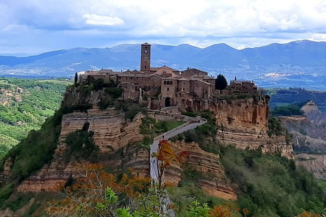 PRIVATE TRANSFER from Florence to Rome with stops in Orvieto & Civita Bagnoregio - The Itinerary in Detail: What to Expect