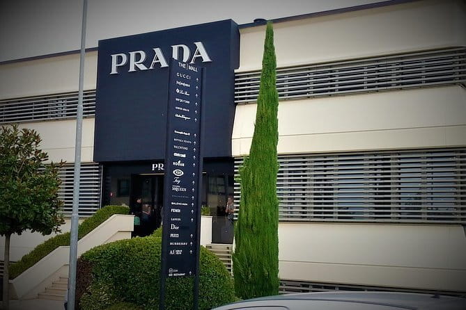 Private transfer from Florence to Sorrento - Who Should Consider This Service?