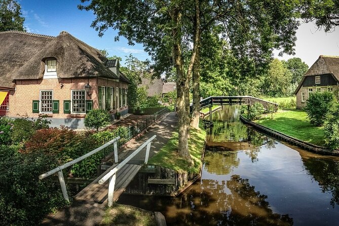 Private transfer from Giethoorn to Amsterdam - Practicalities and Tips