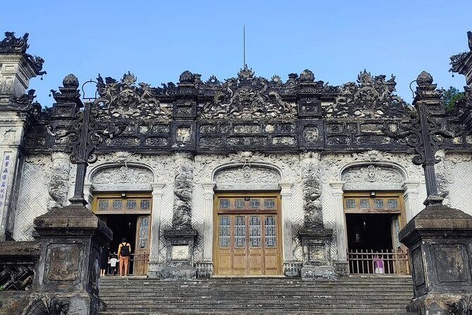 PRIVATE TRANSFER From InterContinental Hotel To Hue City with Sightseeing - Lunch at Lang Co Beach