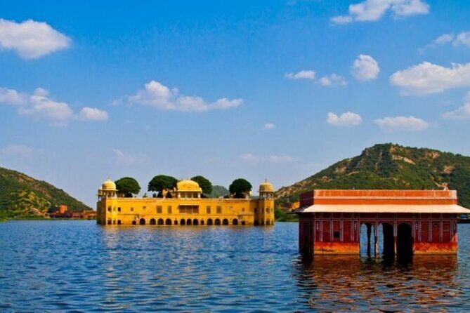 Private Transfer From Jaipur To Udaipur - What’s Not Included