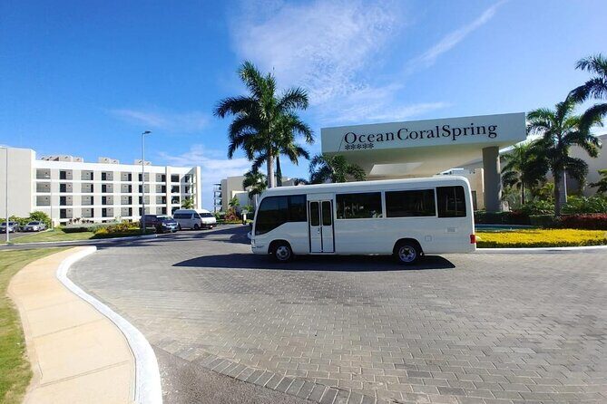 Private Transfer From Kingston Airport To Kingston Hotel One Way - Key Points