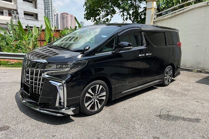 Private Transfer from Kuala Lumpur city to Malacca Cruise Port - Vehicle Details and Comfort Features