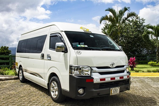 Private Transfer From La Fortuna to Manuel Antonio From 11 to 15 Passengers - Booking Information