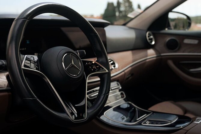 Private Transfer from Lisbon to Algarve - Who Should Consider This Service?