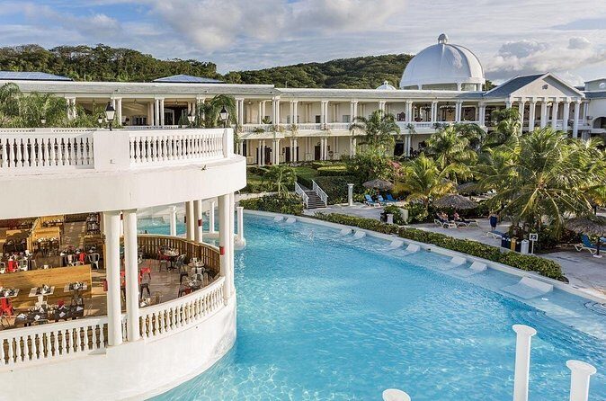 Private Transfer from MBJ Airport to Grand Palladium Hotel - The Sum Up: Who Is This Transfer Best For?