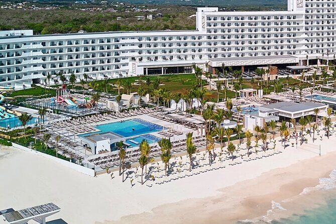 Private Transfer From MBJ Airport to Hotel Riu Palace Aquarelle - What to Expect During Your Transfer