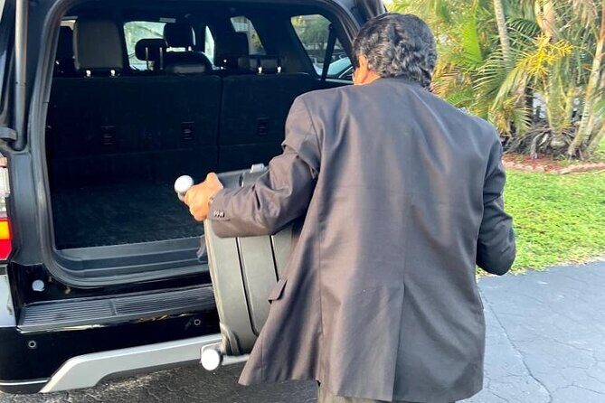 Private Transfer from Miami Hotels to Miami International Airport - Who Should Consider This Service?