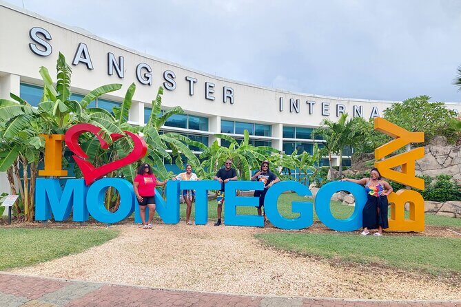 Private Transfer From Montego Bay Airport to Hotels in MontegoBay - Frequently Asked Questions