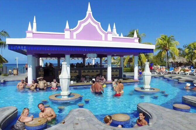 Private Transfer from Montego Bay Airport to Montego Bay Hotels - Why Punctuality and Comfort Matter