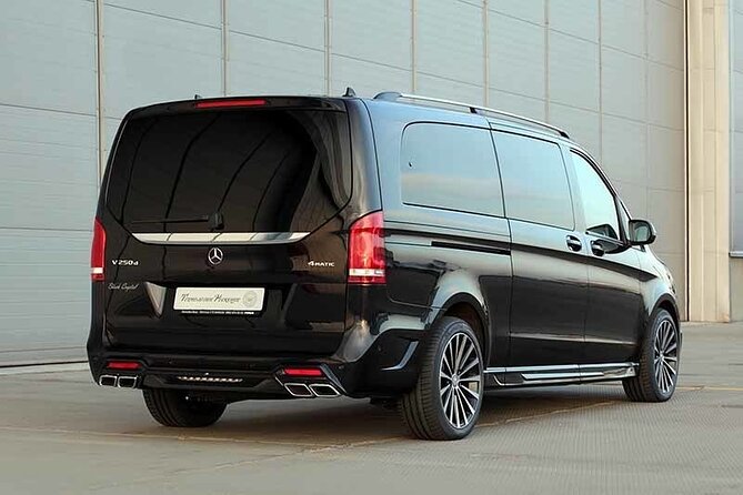Private Transfer From Munich Airport to Munich City by Luxury Van - Features and Amenities