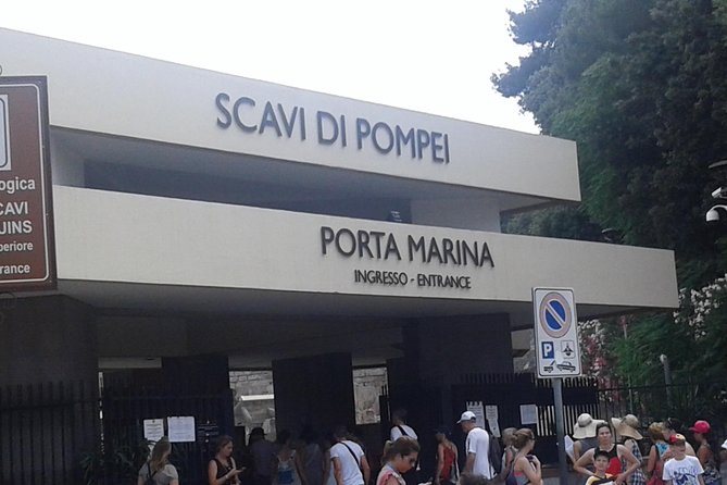 Private Transfer From Naples to Ravello/Sorrento stop at Pompeii - A Detailed Look at This Private Transfer Experience