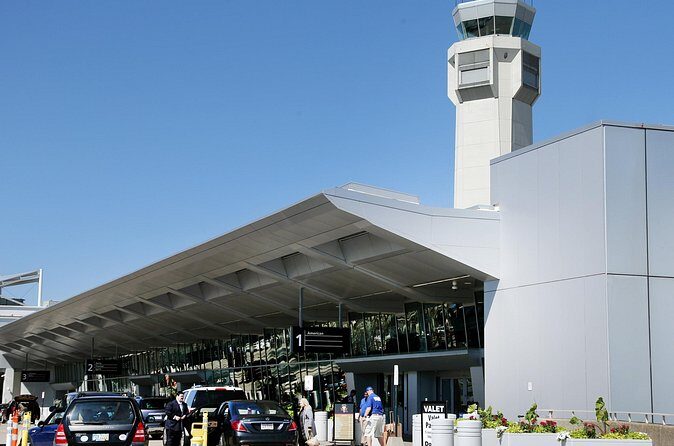 Private Transfer from or to Cleveland Airport (CLE) - What to Expect on Your Ride