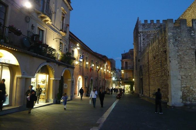 Private transfer from Palermo city to Taormina or vice versa - Who It’s Perfect For