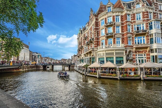 Private transfer from Paris to Amsterdam, 2h Stop in Brussels - Price and Value