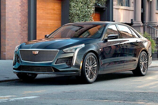 Private Transfer from Phoenix to Sky Harbor Airport PHX in Business Car - What the Service Offers