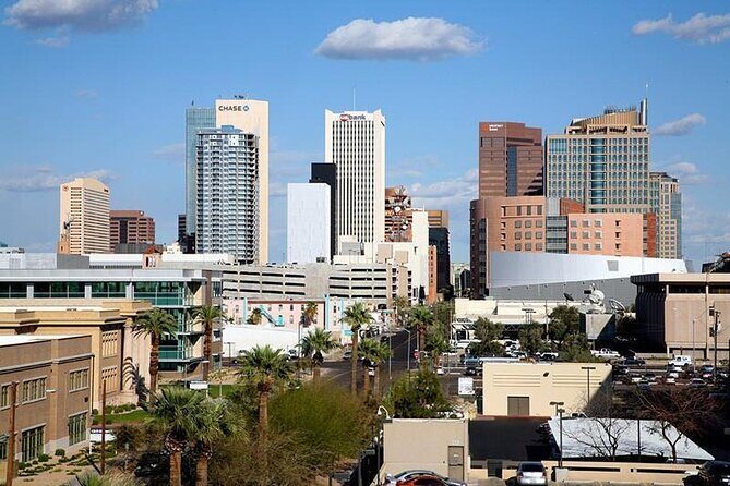 Private Transfer from Phoenix to Sky Harbor Airport PHX in Luxury Van - Who Should Consider This Service?