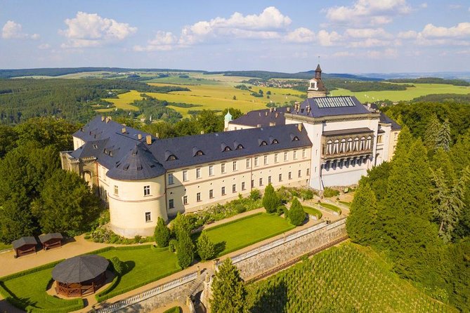 Private Transfer from Prague to Nuremberg with 2h of Sightseeing - Review Highlights and What Travelers Say