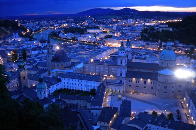 Private Transfer from Prague to Salzburg with 2h of Sightseeing, Local Driver - The Value of a Private Transfer