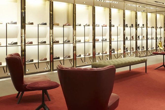 Private Transfer from Rome to Florence with 3 hours stop in The Mall Lux Outlet - Frequently Asked Questions